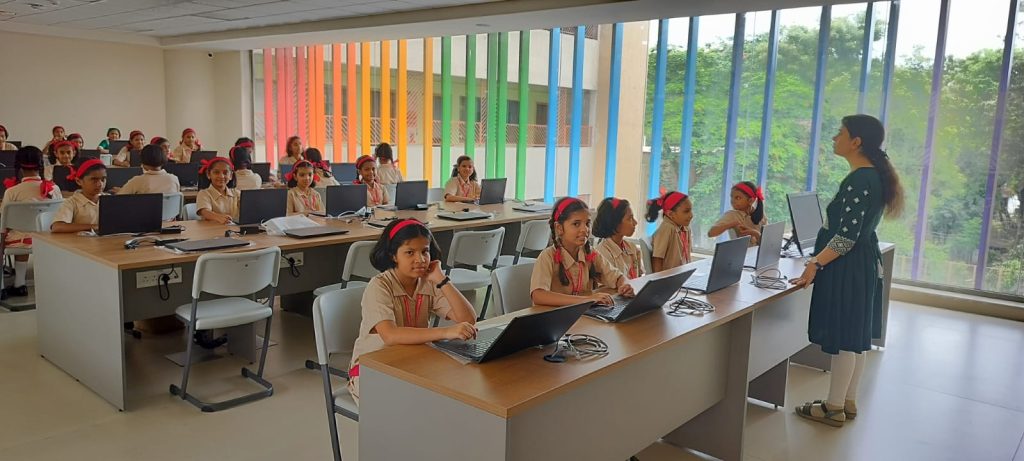 Labs & Library – St. Joseph High School